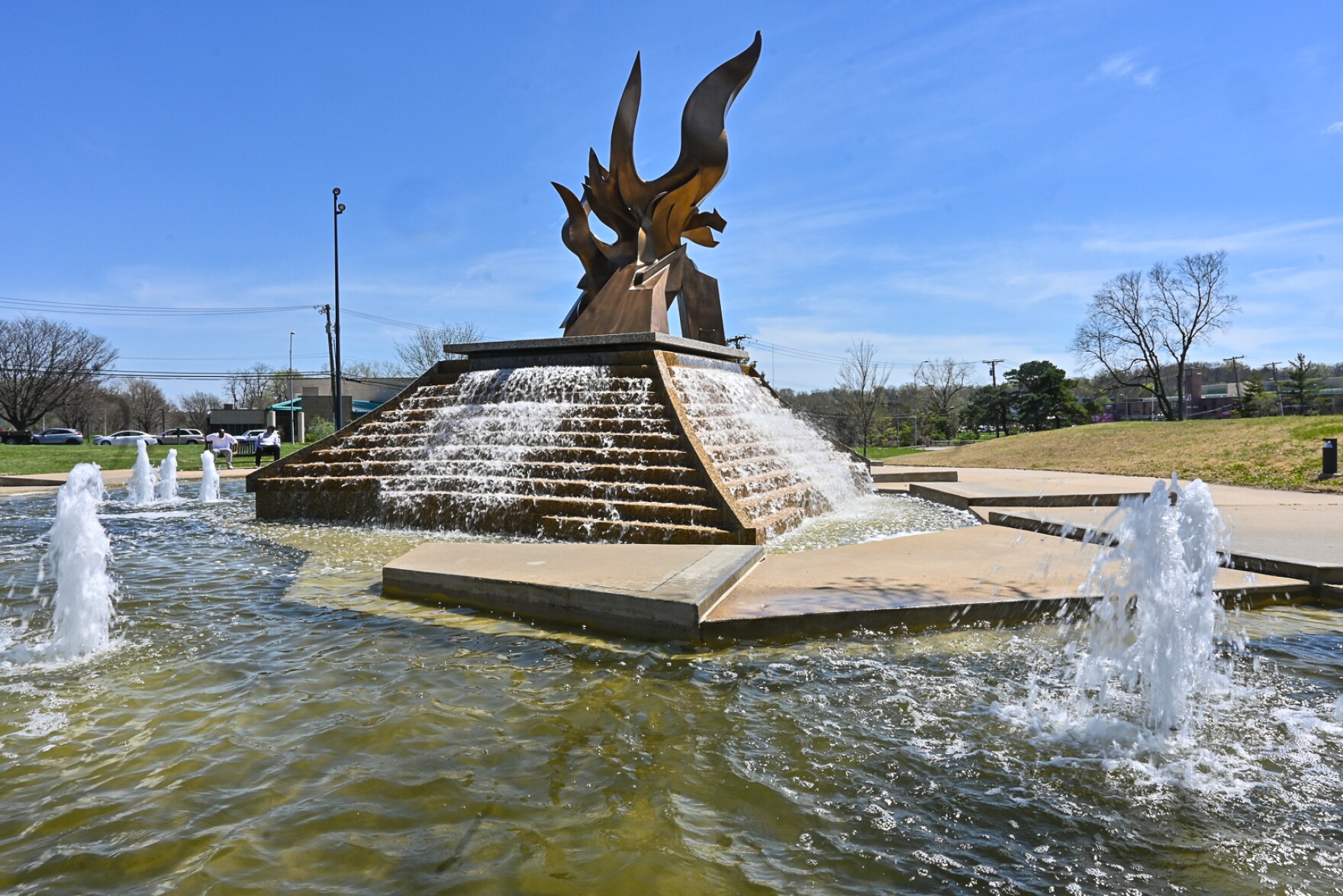 A guide to Kansas City’s hundreds of fountains, from the famous to the obscure | KCUR - Kansas ...