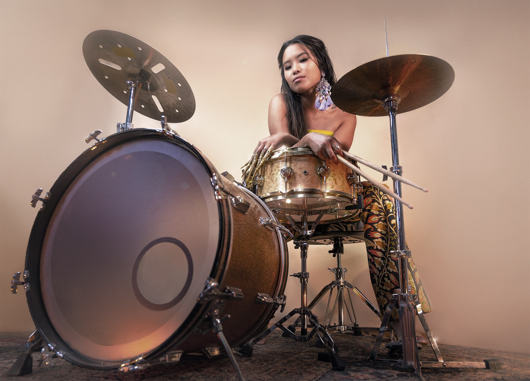 Salin draws a crowd with her Afrobeat, jazz and Thai folk sound | Jazz24