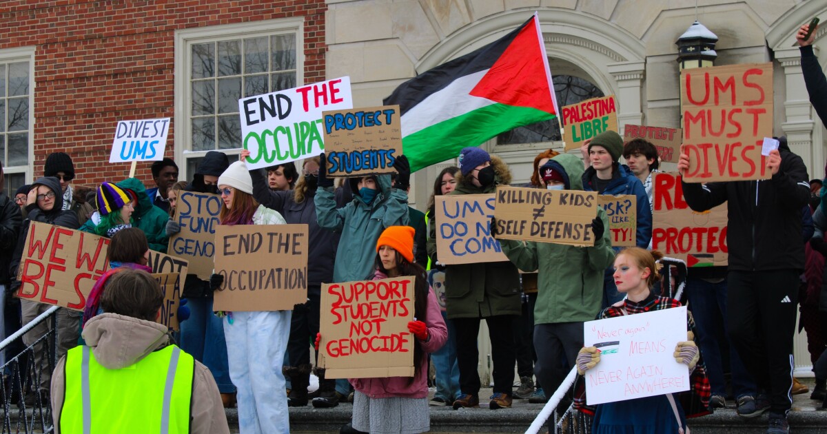 UMaine students hold Pro-Palestine protest despite threats from ...