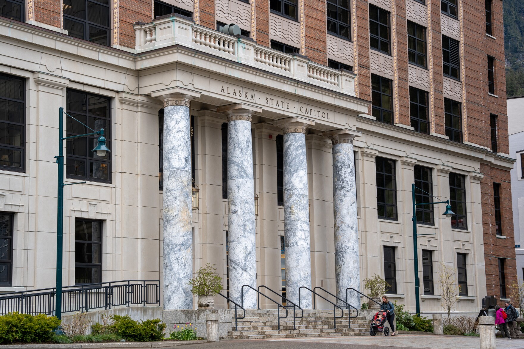 Gov. Dunleavy promises veto as education funding bill passes Legislature