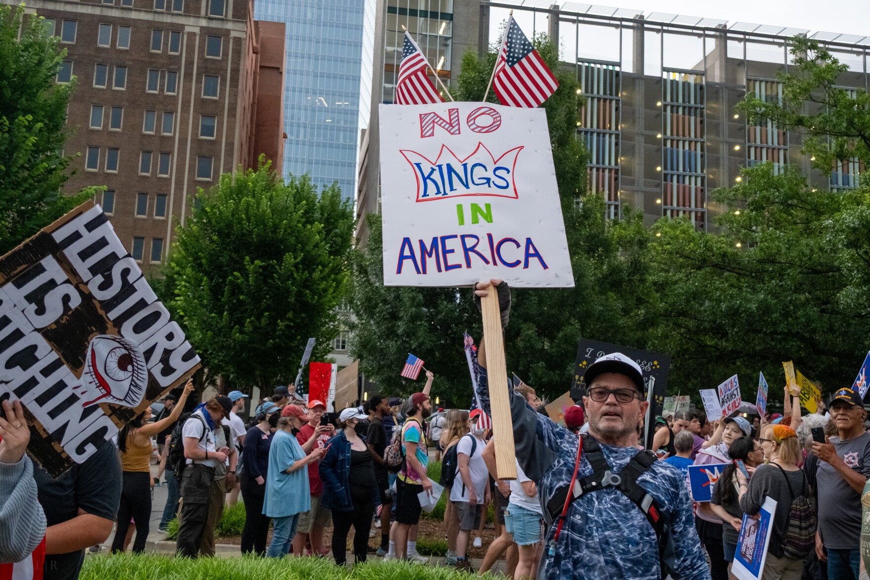 What the 'No Kings' protest looked like in Oklahoma City | KOSU