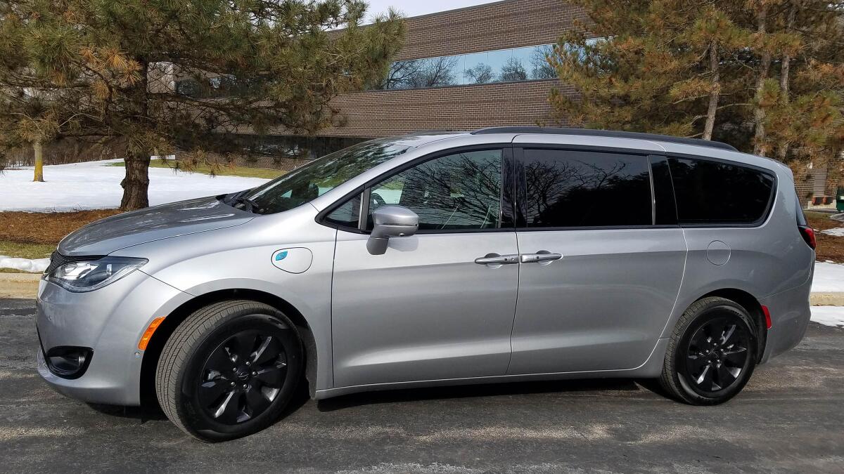 2020 pacifica issues