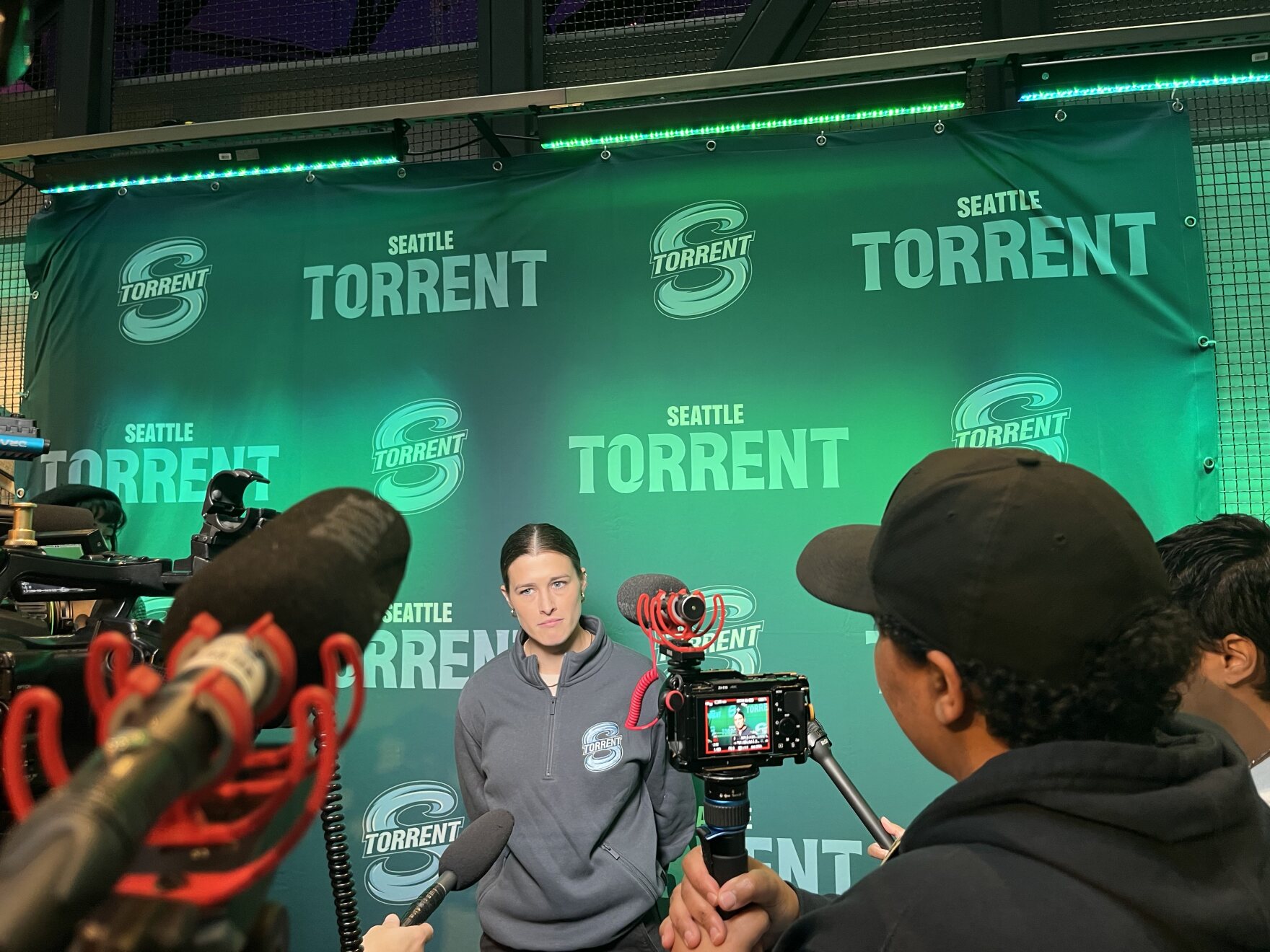 Seattle women’s hockey team becomes the Torrent | KNKX Public Radio