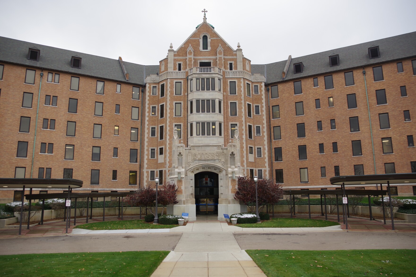 With jobs at stake, Ascension Borgess nurses call for clarifications ...