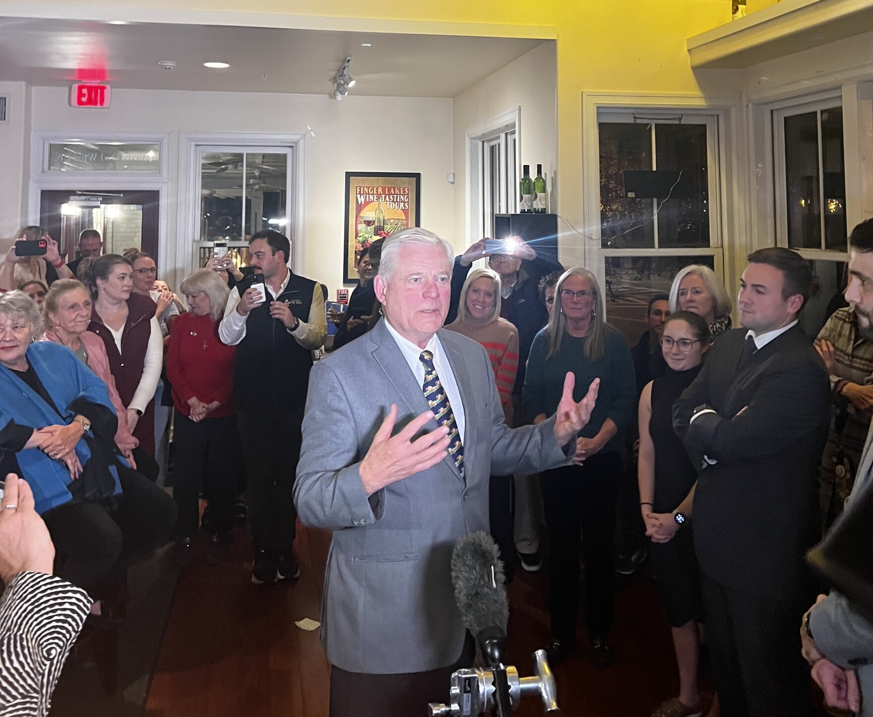 Safford wins race for Saratoga Springs mayor, Coll takes public safety ...