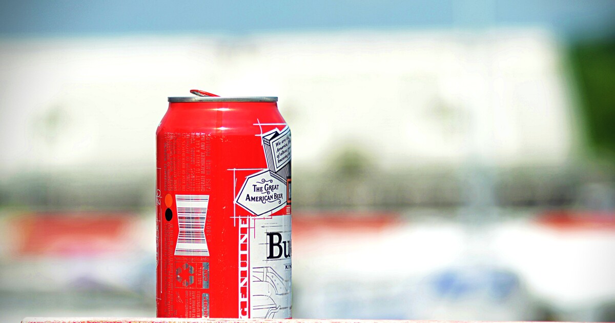 Beer, wine now available at North Carolina basketball games | WUNC