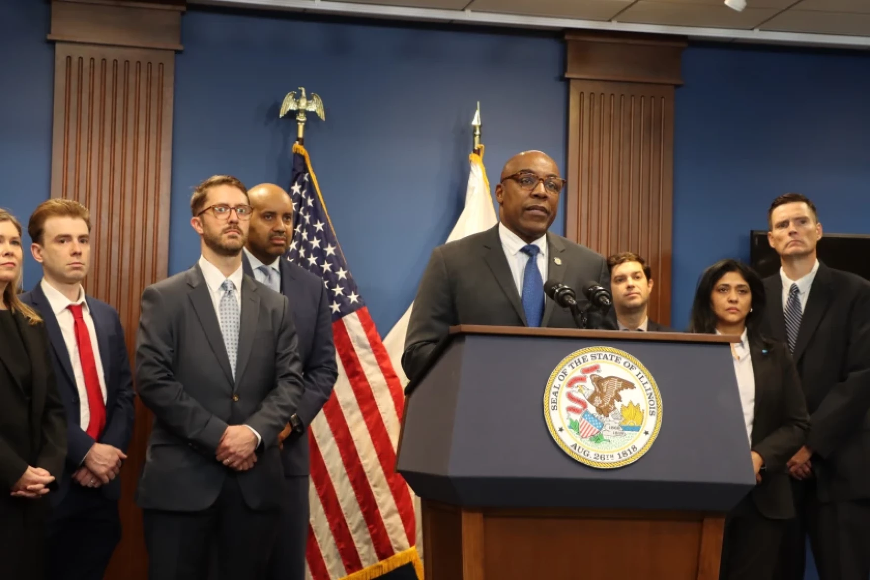 TikTok targets and exploits teens, Illinois and 13 other states say in ...