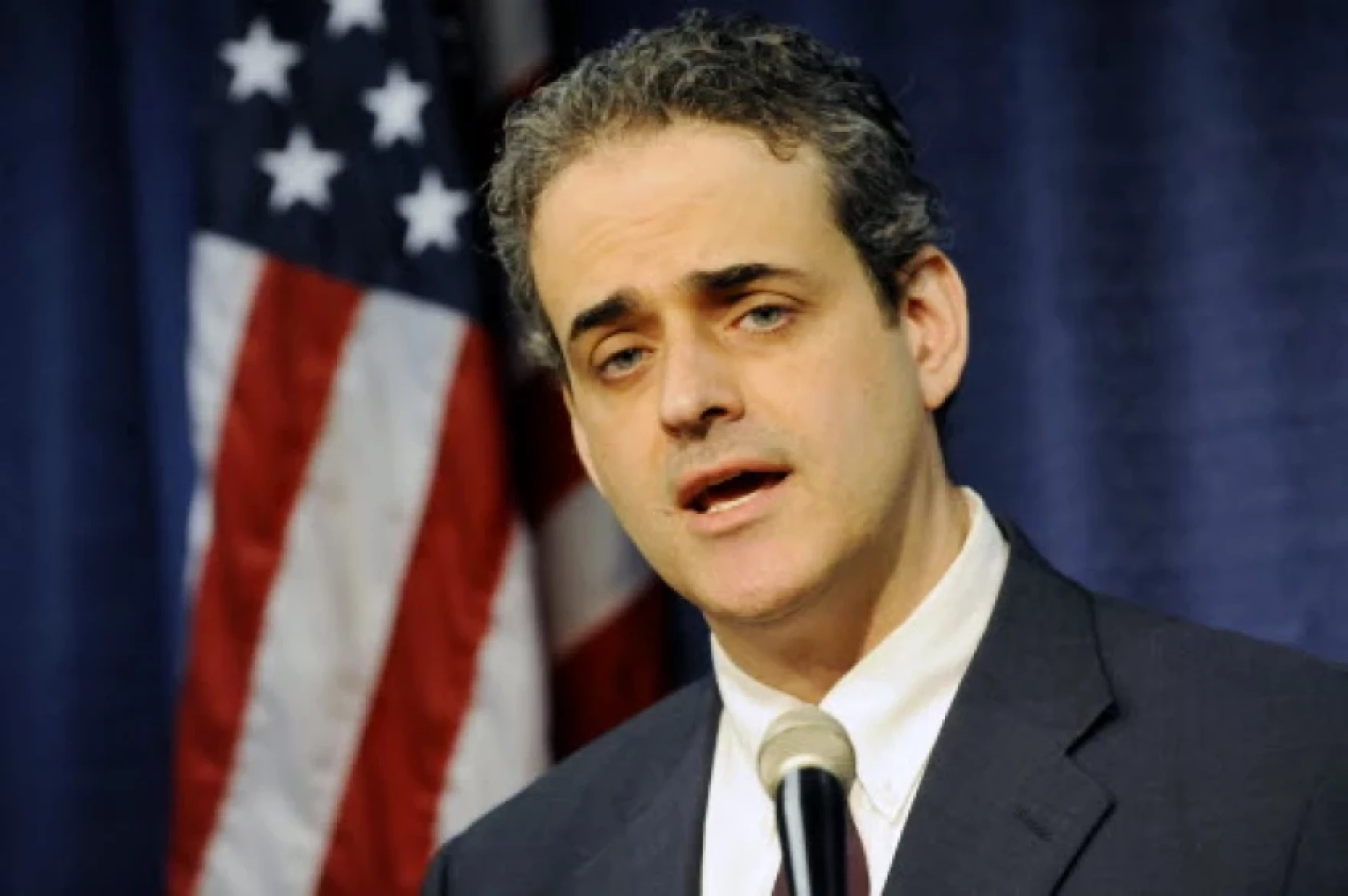 Michael Madigan sentenced to 7 ½ years for corruption convictions | NPR Illinois