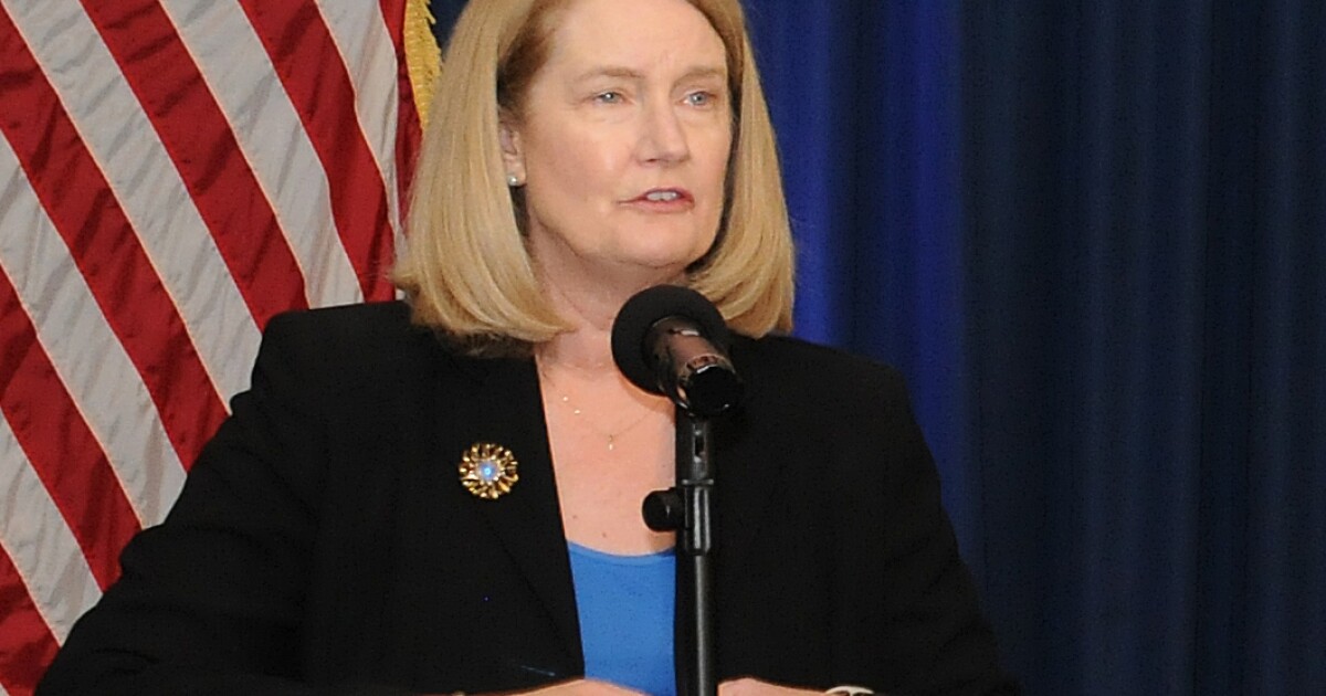 Arizona Supreme Court limits who can file ethics complaints against lawyers