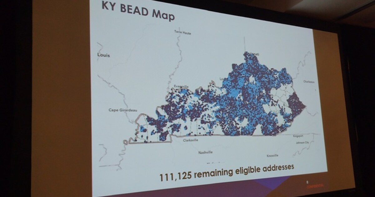 Charter Communications official offers broadband Internet update at ...