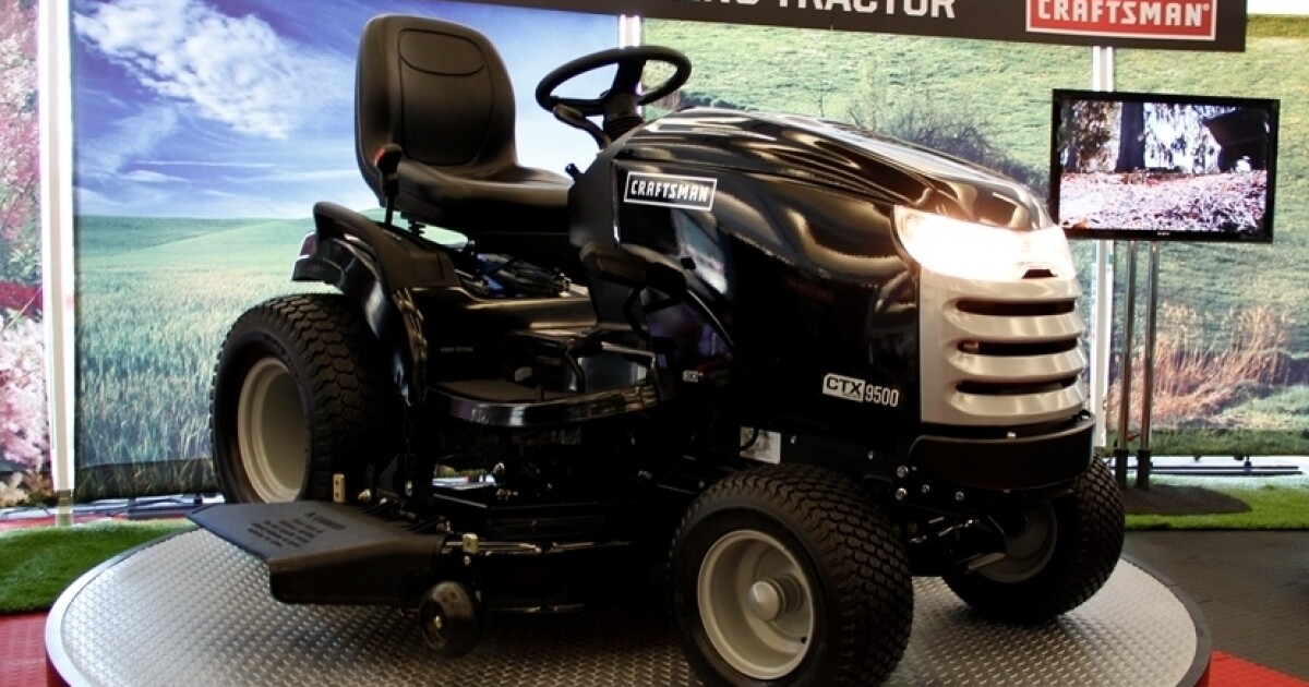 Luxury Tractor Makes Debut At Detroit Auto Show | KUNC