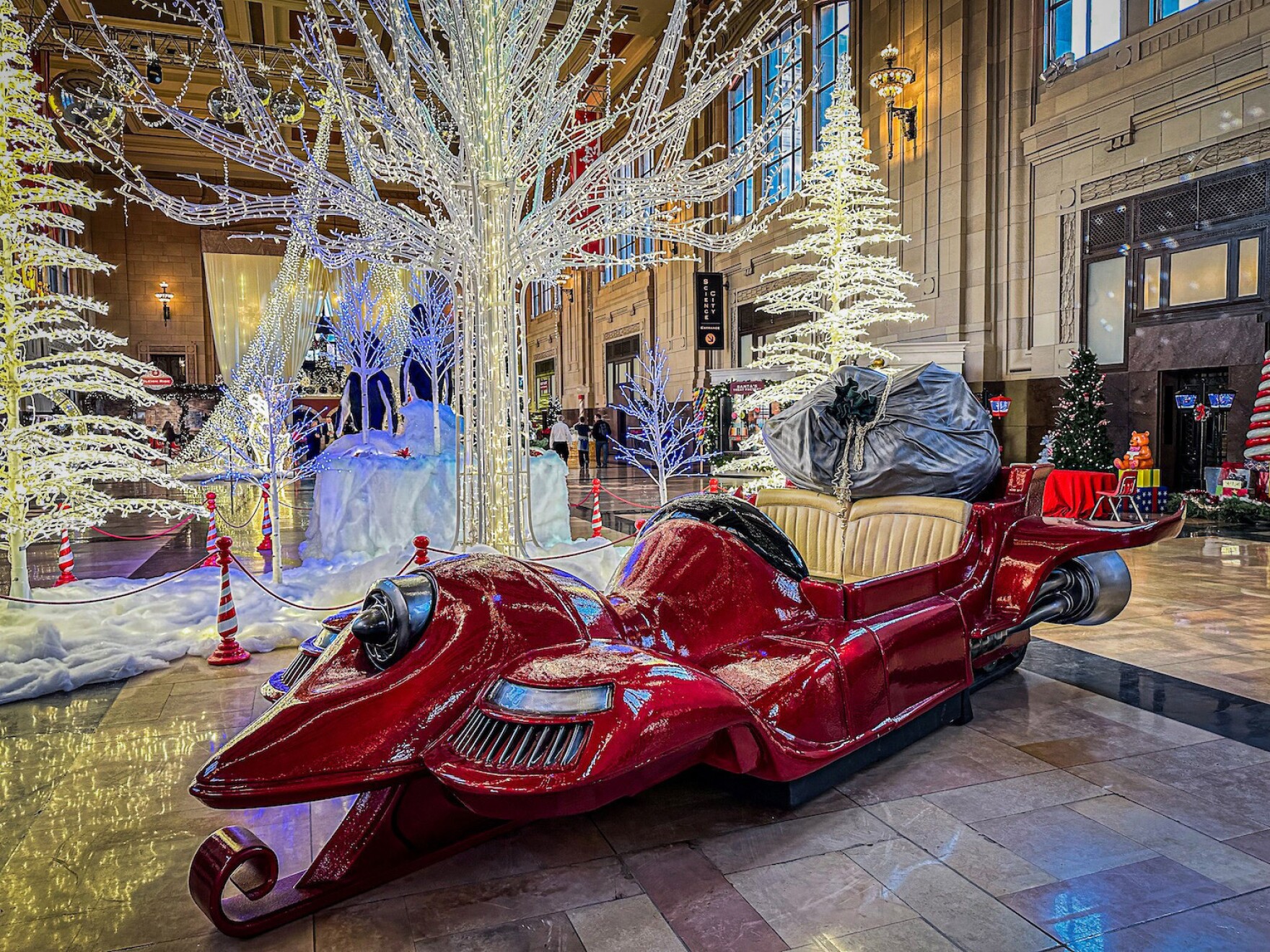 6 Kansas City holiday markets, fairs and festivals to shop at | KCUR ...