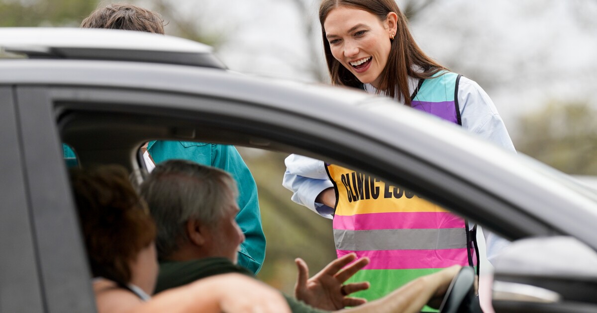 Fashion icon Karlie Kloss returns to Missouri to help with abortion ...