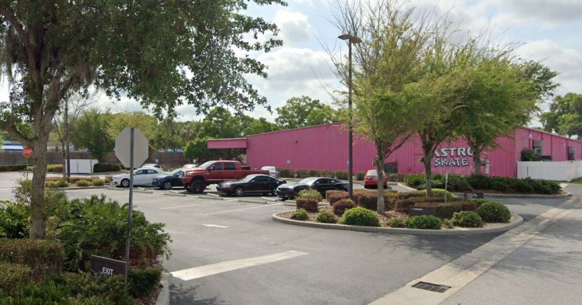 Woman's social media comments led to riot at Astro Skate, deputies say ...