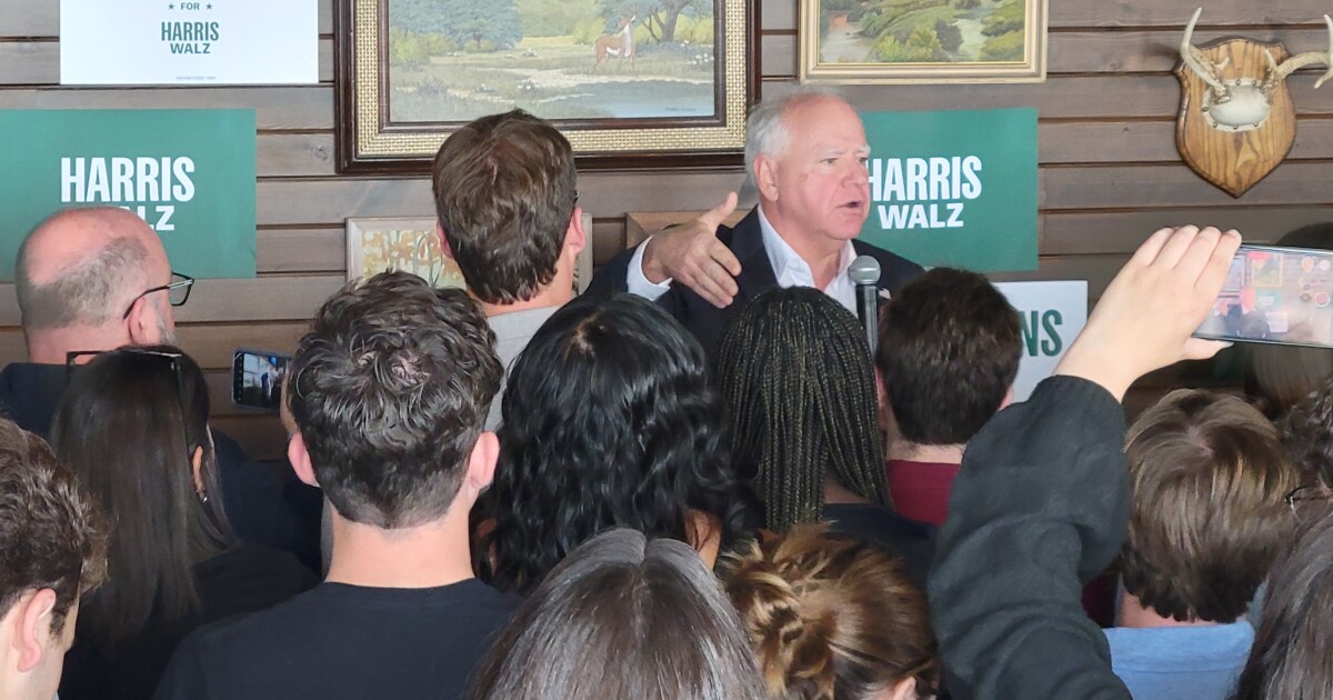 Walz meets with students, volunteers during mid-Michigan visit | WKAR ...