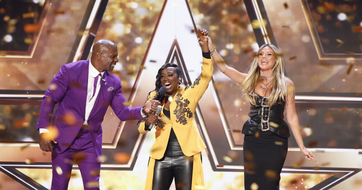 Oakland singer Dee Dee Simon really wants to win this season's 'America ...