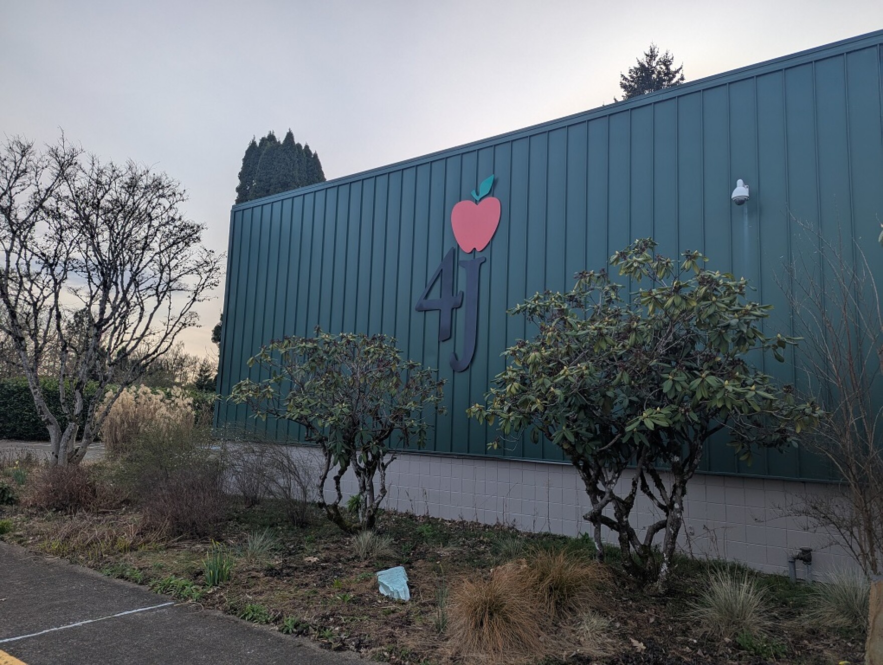 Incumbents take strong lead in Eugene 4J School Board elections