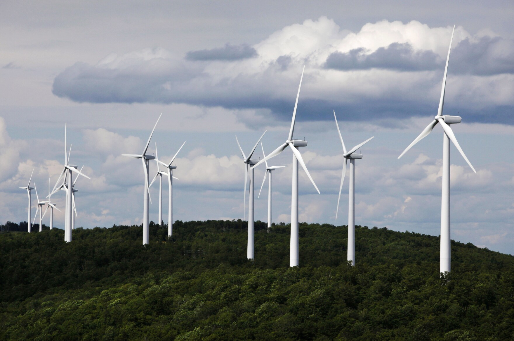 CMP gets $425 million for Northern Maine power corridor | Maine Public