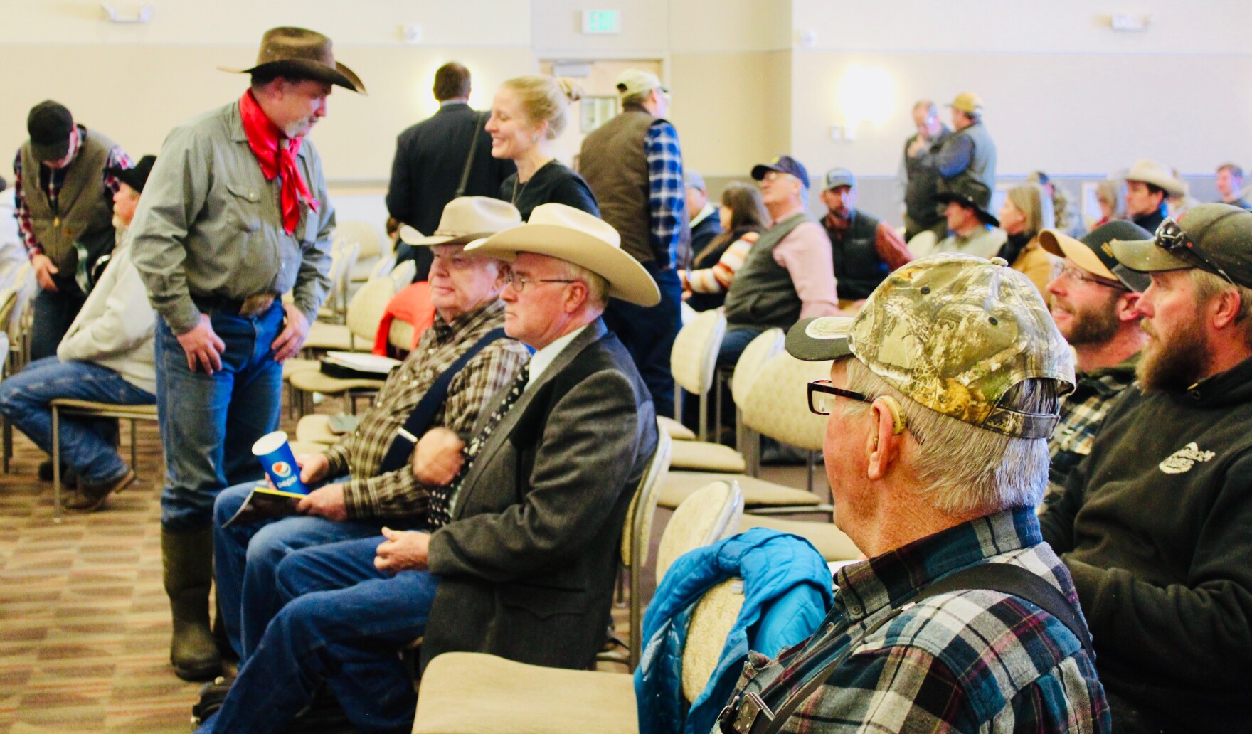 Coloradans weigh in on state's wolf reintroduction plan | KSJD