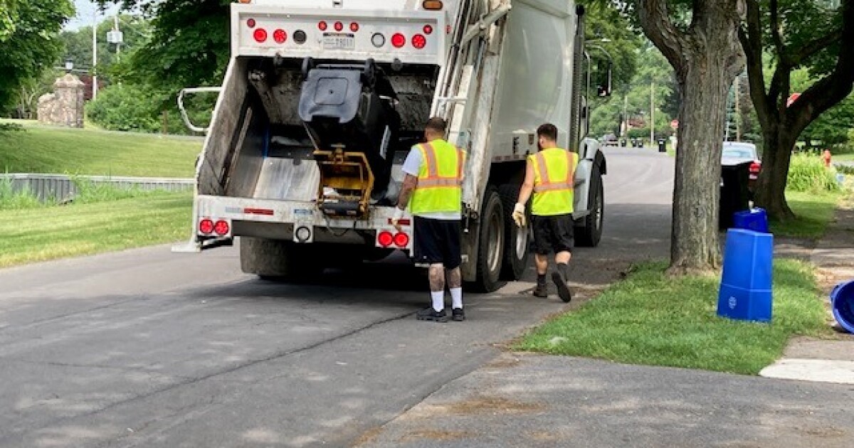 Syracuse officials consider relaxing fines for trash cart violations | WAER