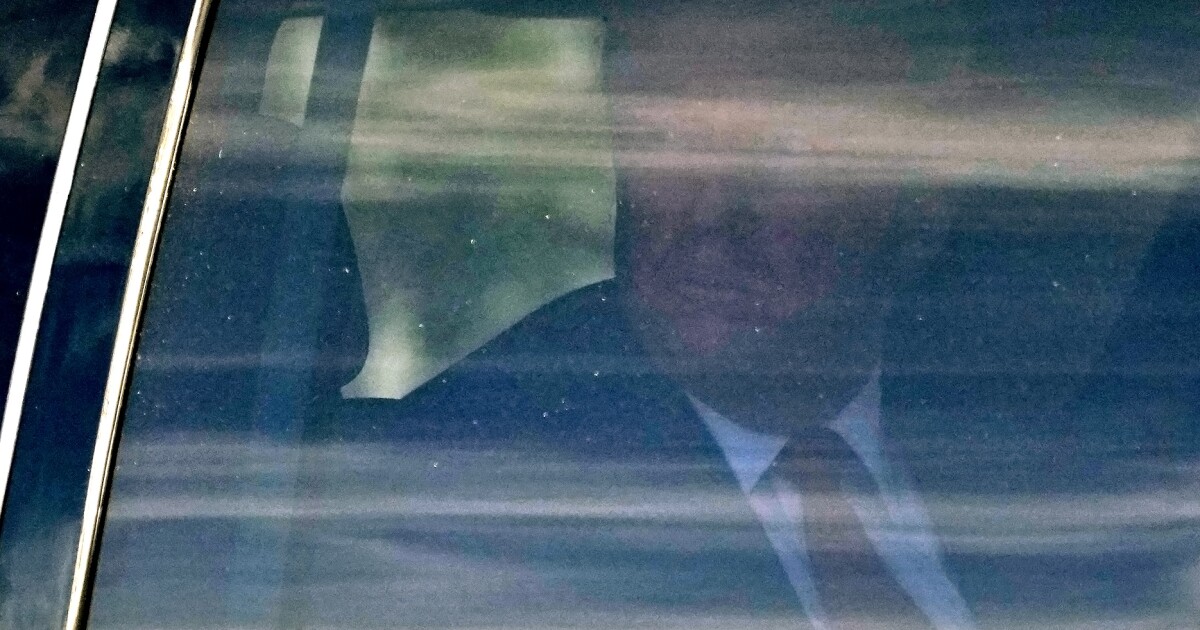 Judge denies motion to dismiss charges against Trump in documents case