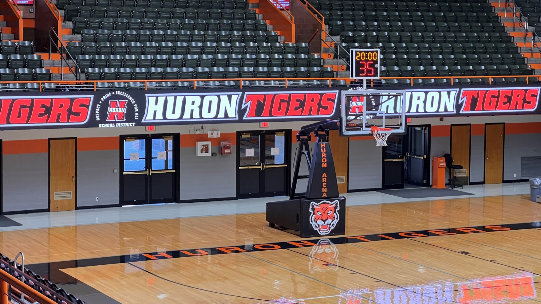 Huron Arena undergoes upgrades to video boards ahead of March ...