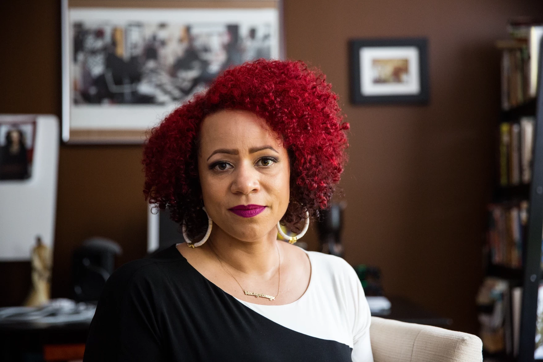 Pulitzer Prize-winning journalist and Hulu series host Nikole Hannah ...