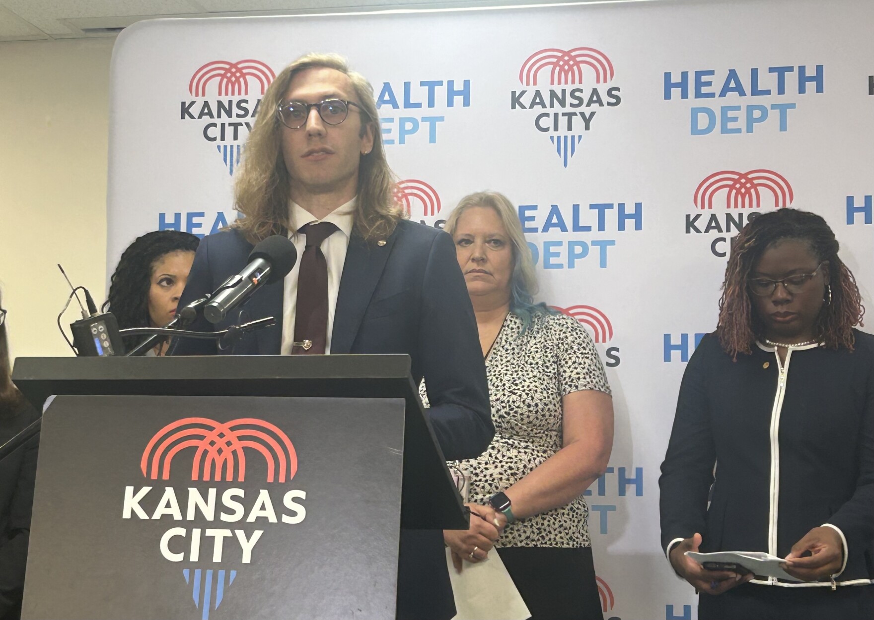 Measles is coming to Kansas City, health officials say. Here's how they ...