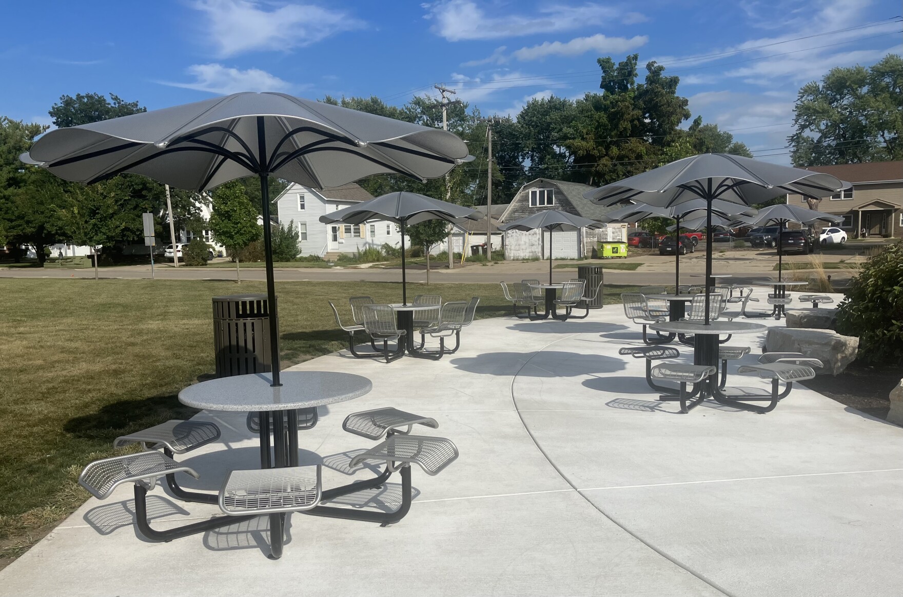 Morton's Church Square now is officially ... ‘Church Square’ | WCBU Peoria