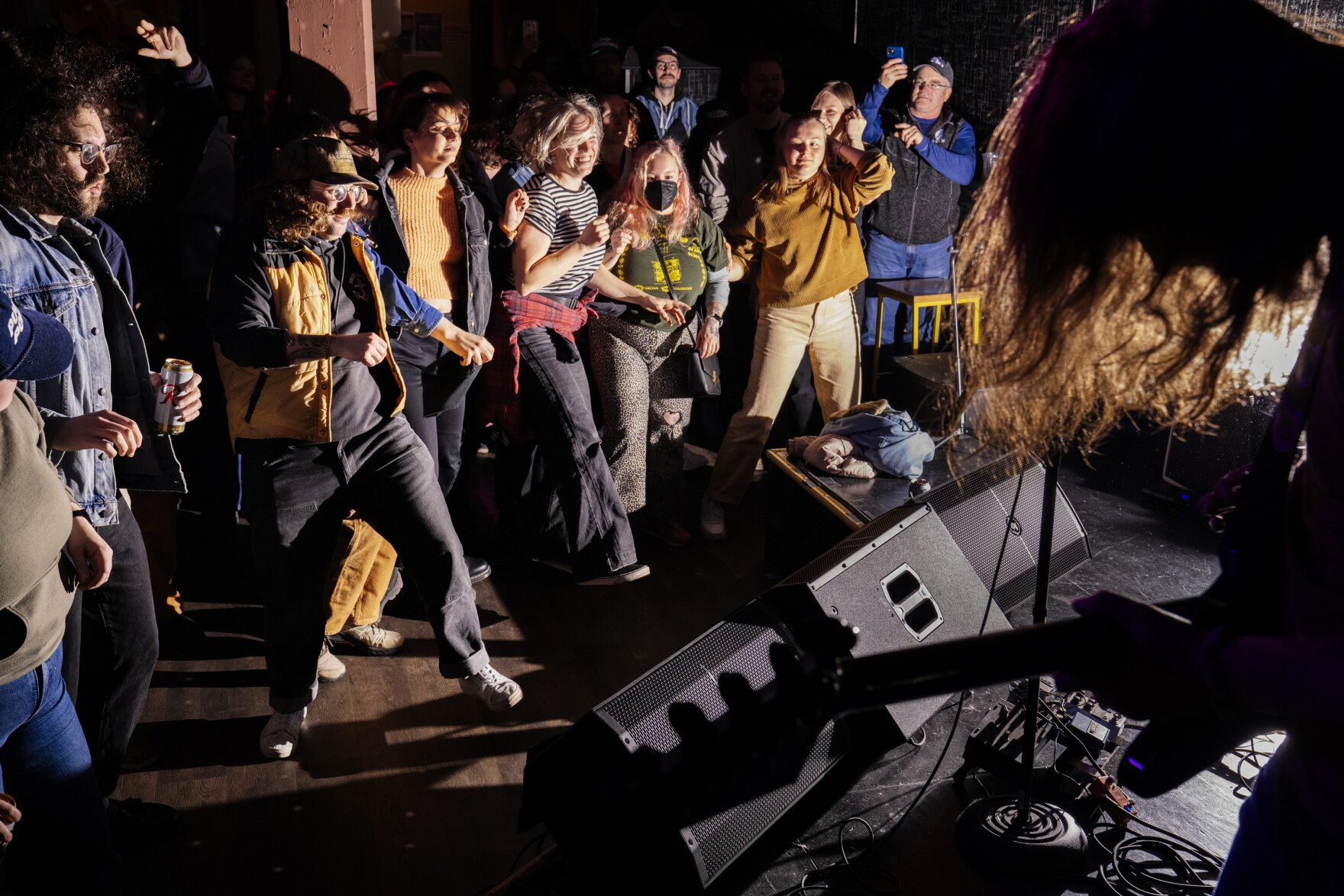 'Tone deaf': Proposed Seattle earplug law draws mixed reactions | KNKX ...