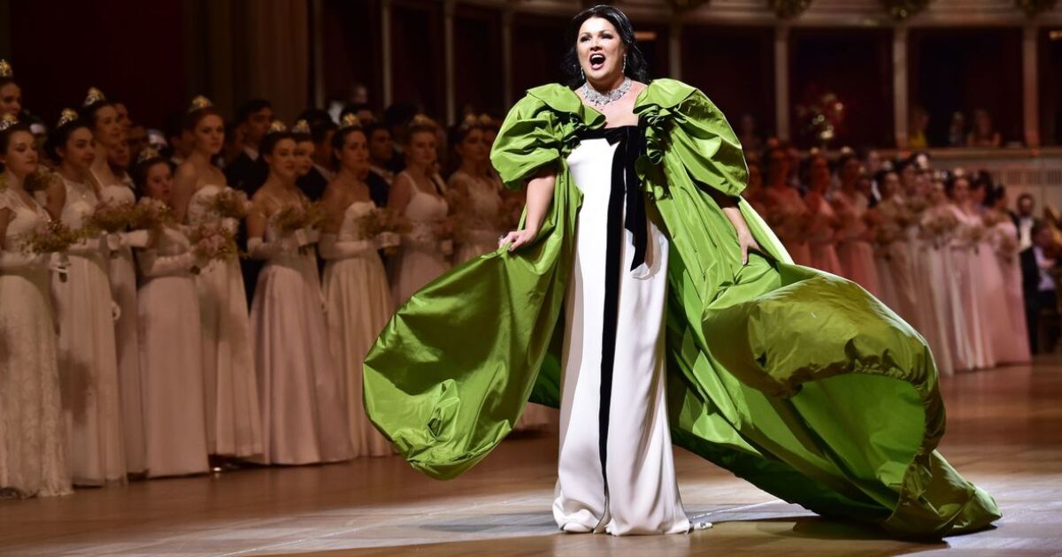 Anna Netrebko, a Russian star tied to Putin, is out at the Metropolitan ...