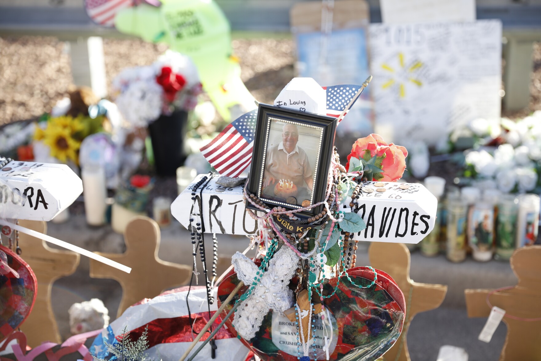 Victims' relatives, survivors of Walmart mass shooting react to plea ...