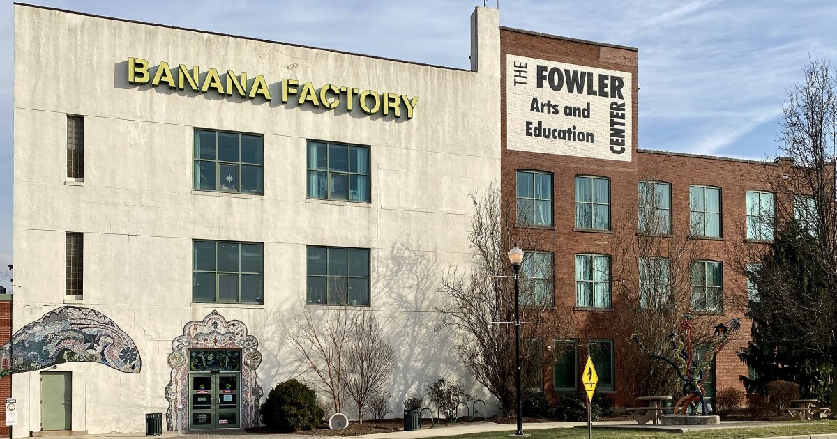 Banana Factory's Art to Be Preserved Digitally | WDIY Local News
