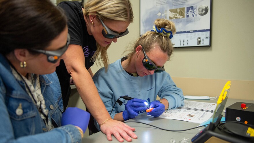 SIU dental hygiene students specially trained in laser, community ...