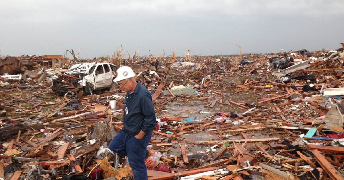 moore tornado 2013 case study