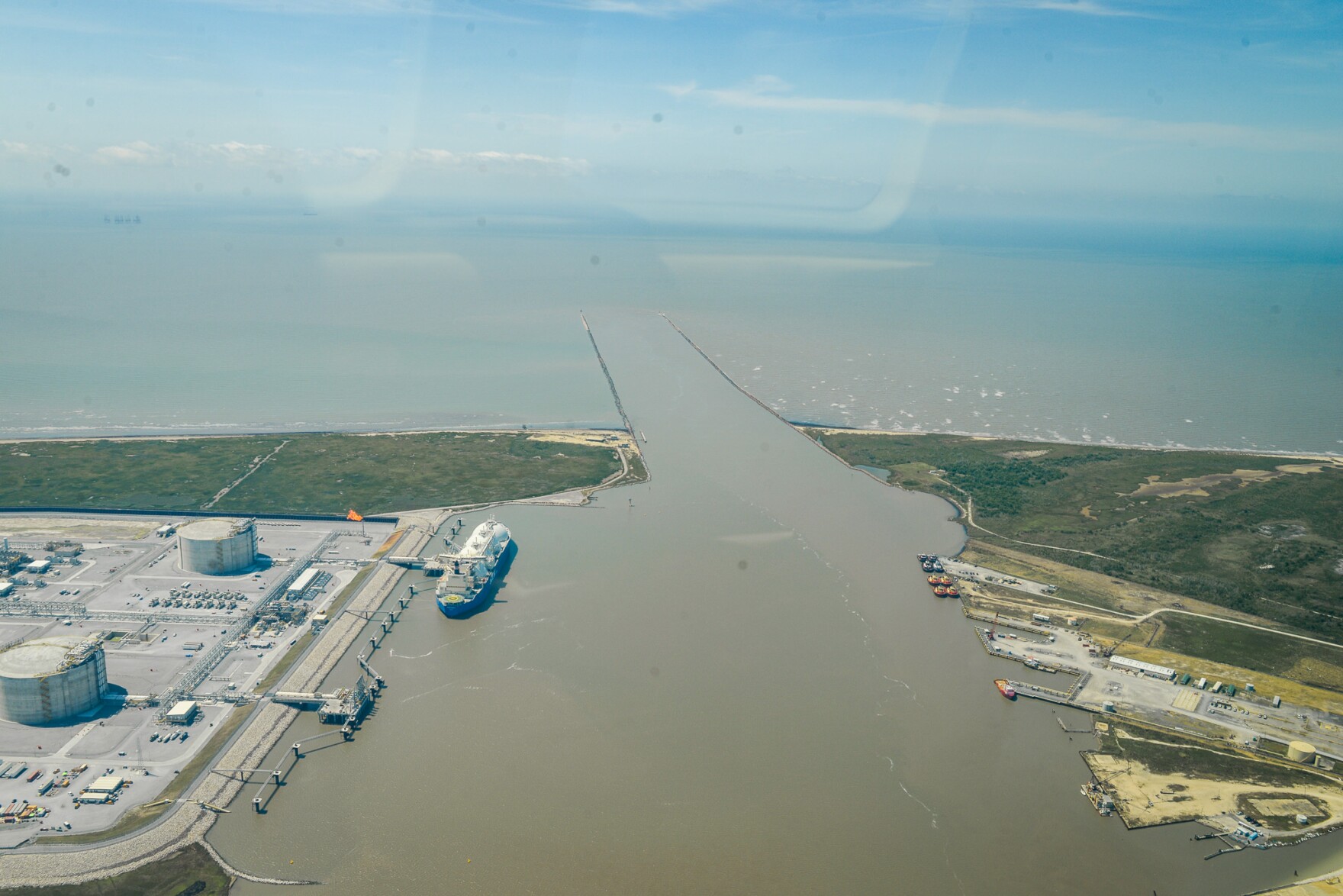 New Trump administration greenlights its first Louisiana LNG plant | WWNO