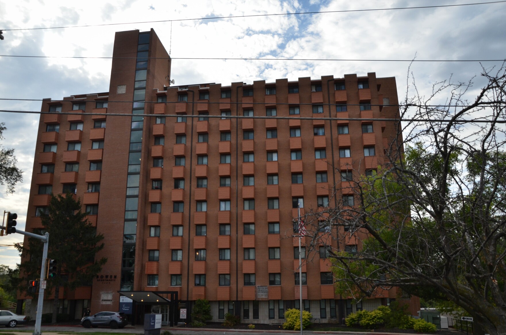 Raytown's first tenant union goes on a rent strike to protest ...