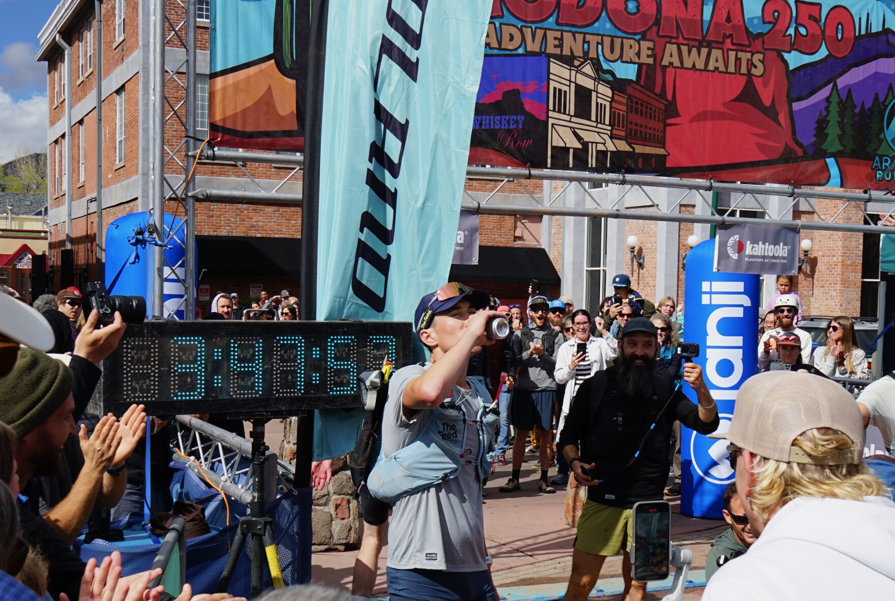 Dan Green, Rachel Entrekin set new records in Cocodona 250