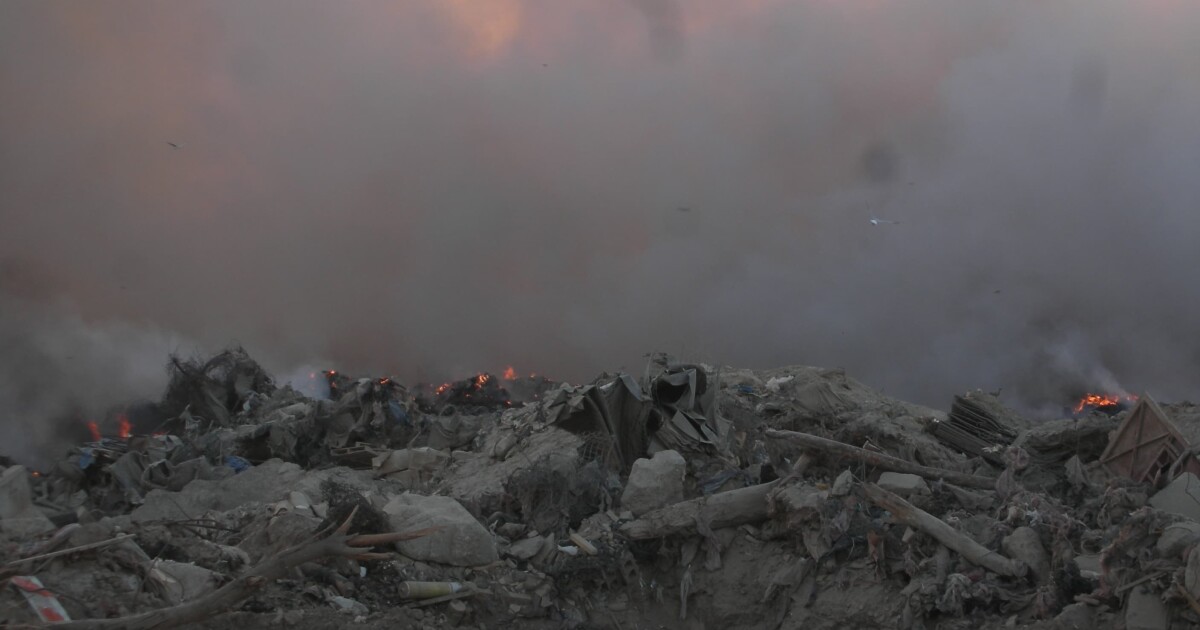 Burn pits: Behind the 'silent killer' ignored by the U.S. government ...