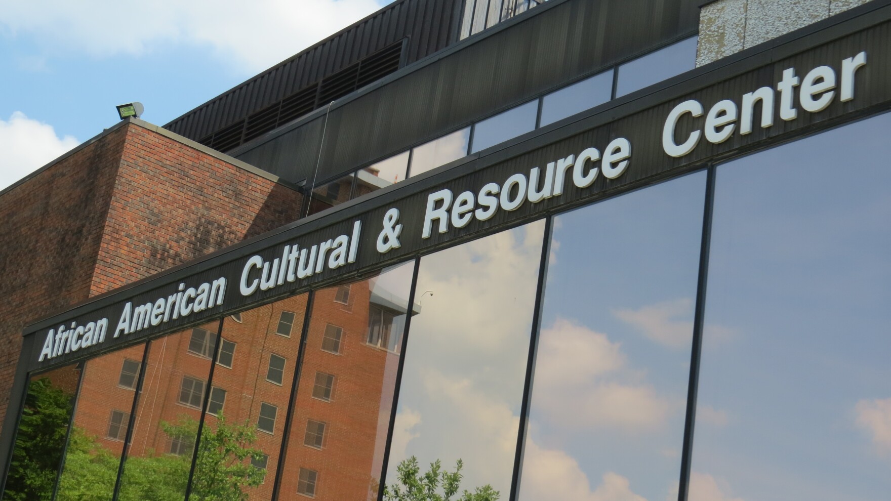 UC scraps 'African American' from center, so Black students forge new ...