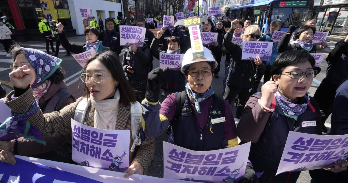 What South Koreas Gender Divide Means For Its April Election Npr