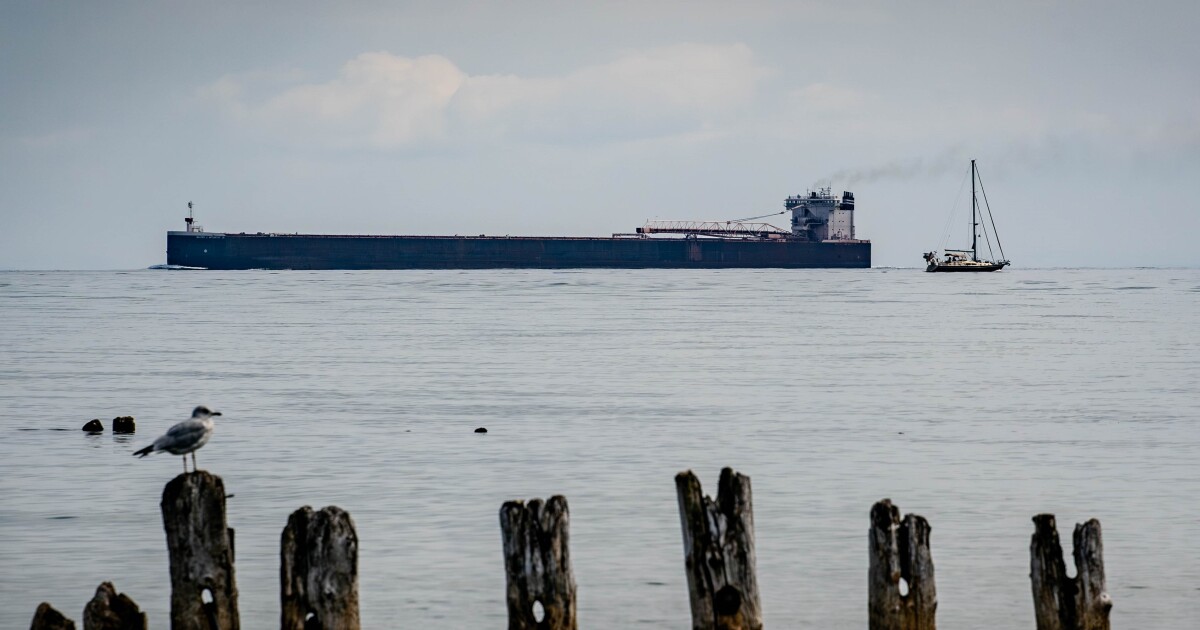 Canadian shipping rule aims to slow invasive species, U.S. shippers ...