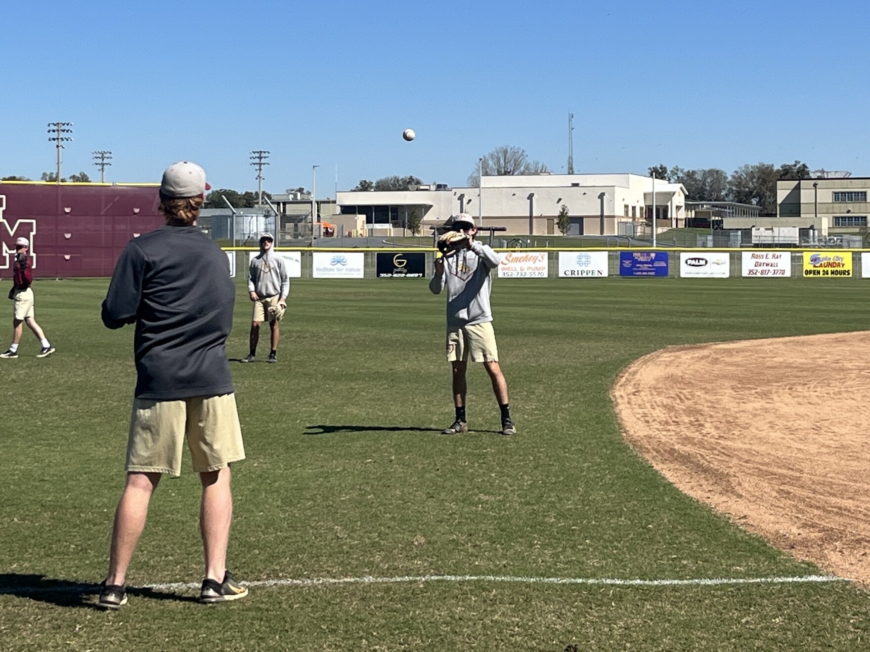 Proposed Florida NIL deal sparks debate among coaches and players | WUSF