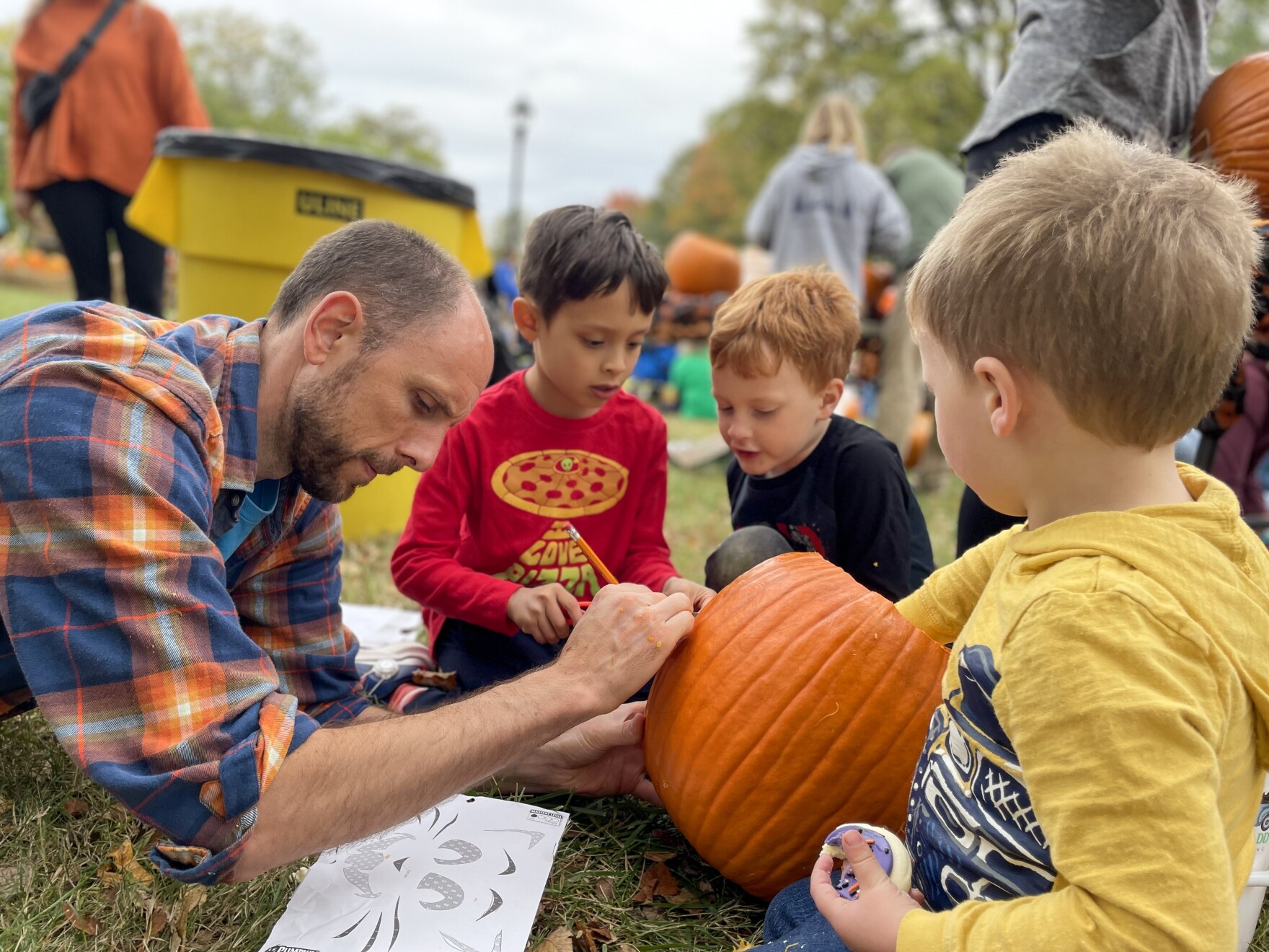 Charlotte's 'Great Pumpkin Wall' turns 20, and it's thriving | WUNC