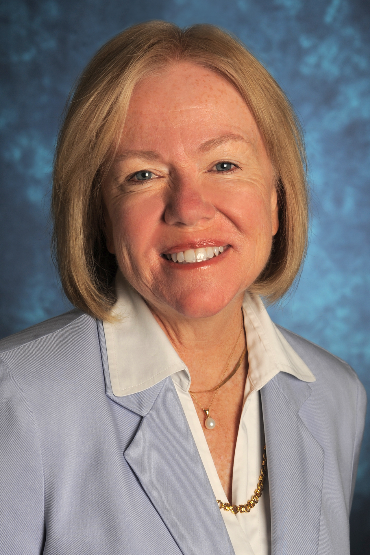 Maureen Howard's Instagram, Twitter & Facebook on IDCrawl