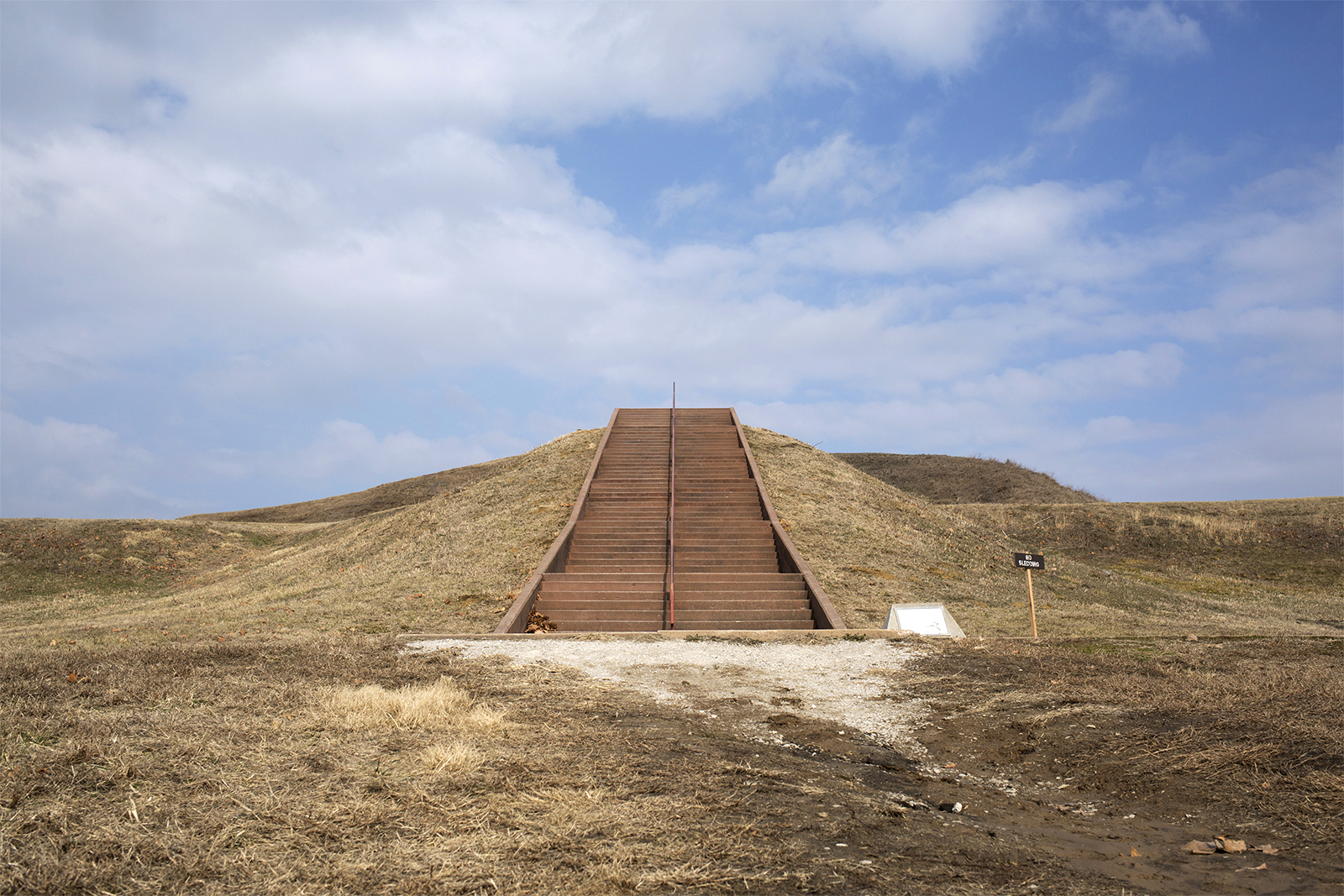 Cahokia Mounds Visitors Center Cahokia Mounds State Historical Park