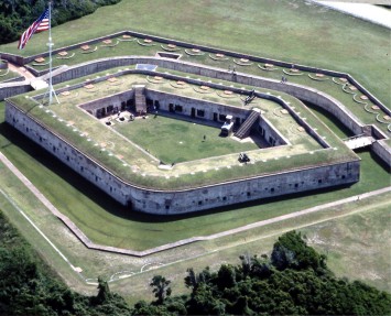 When Was Fort Macon Built