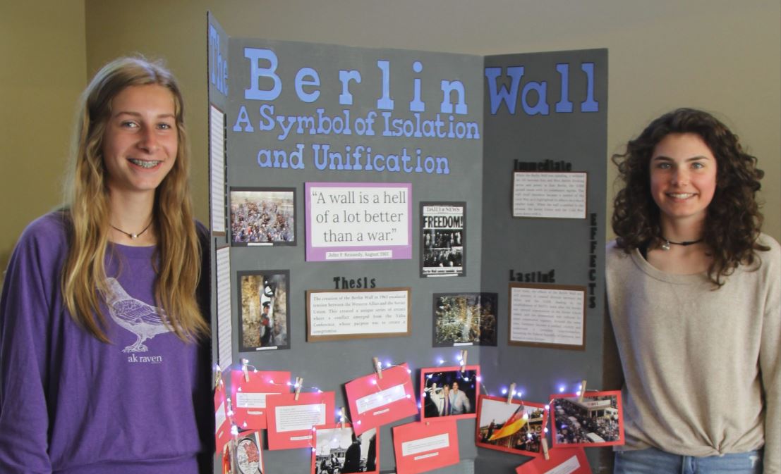 Berlin Wall History Day Project The Construction Of The Berlin Wall